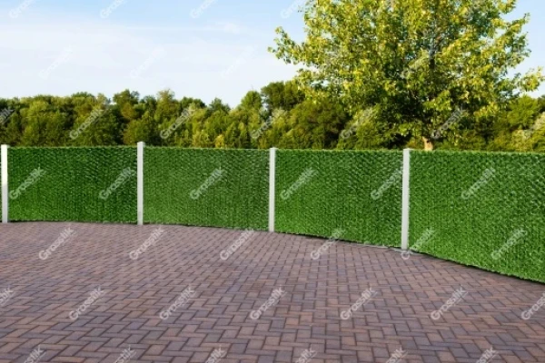 Stylish Restaurant Fences for Outdoor Dining Spaces - Grasstik